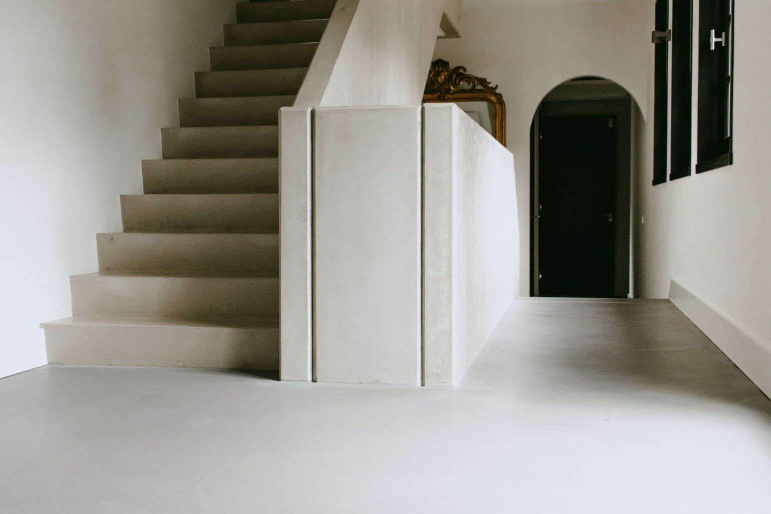 Stone Age base beton gietvloeren - Ontdek Knulst